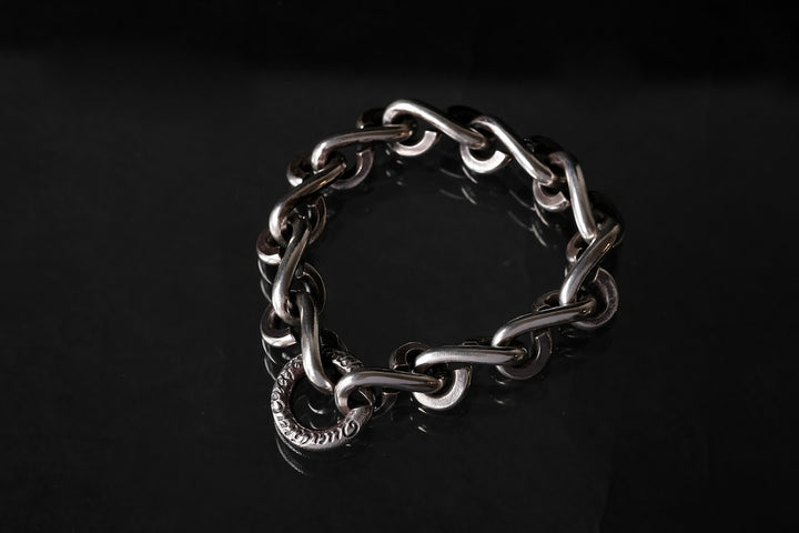 LYNCH SILVER SMITH – grandguignol